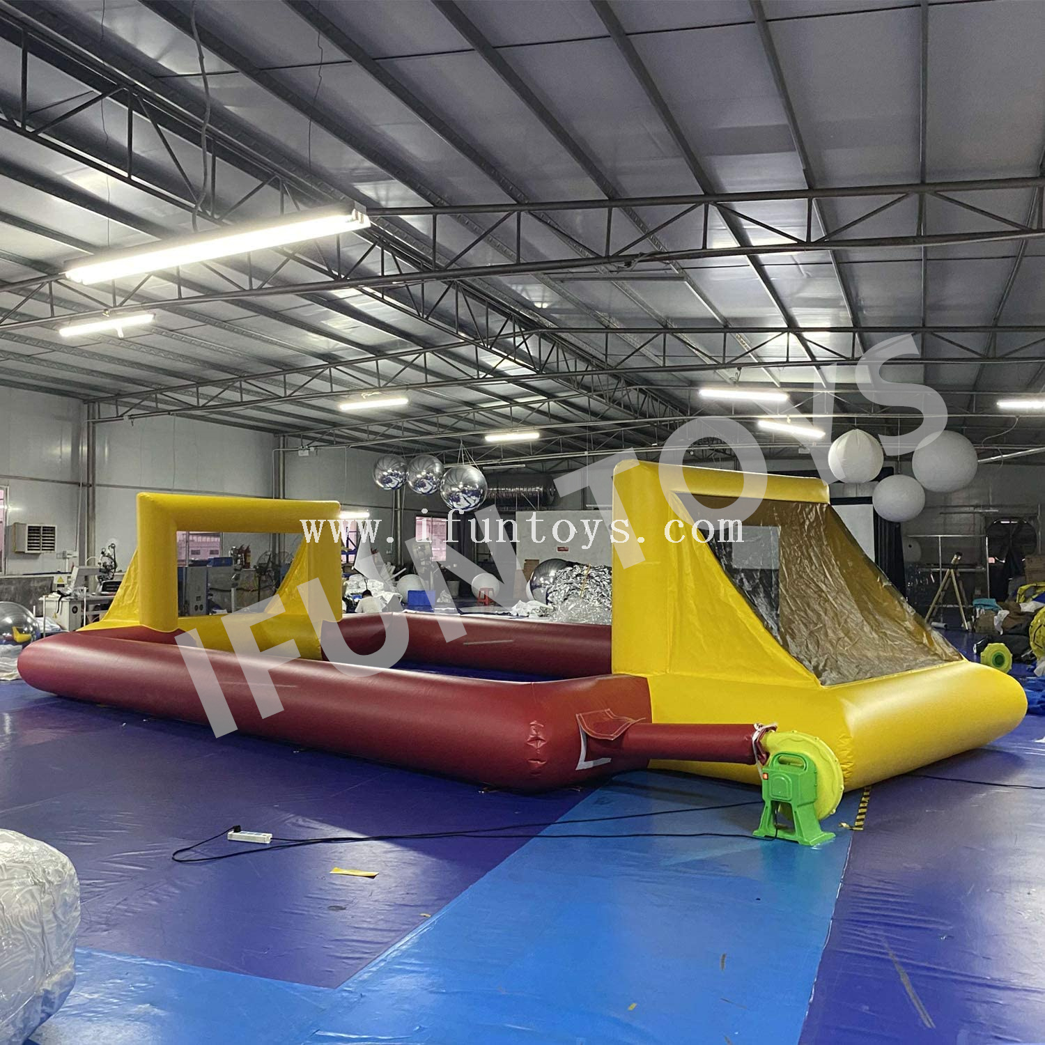 Outdoor Inflatable Football Field Goal Kick / Soocer Arena / Water ...